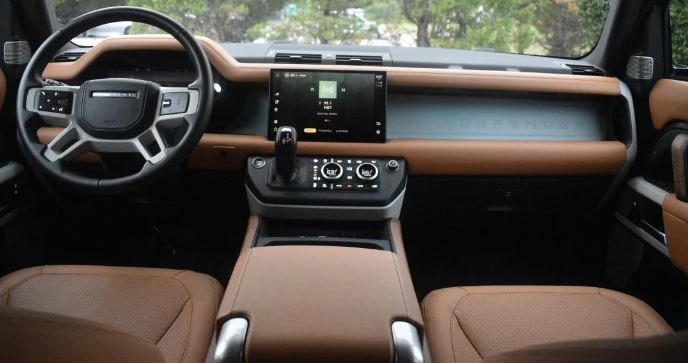 2024 Land Rover Defender LWB - Private Fleet Car Broker